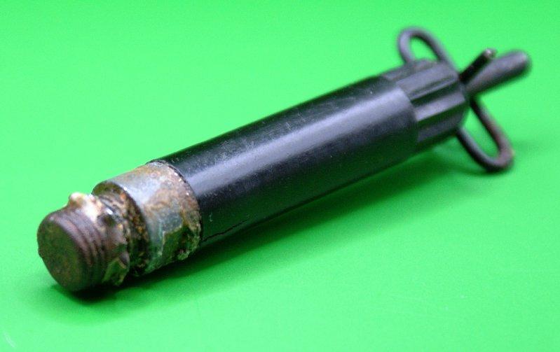 Raids Militaria | German ZZ42 Bakelite Fuze